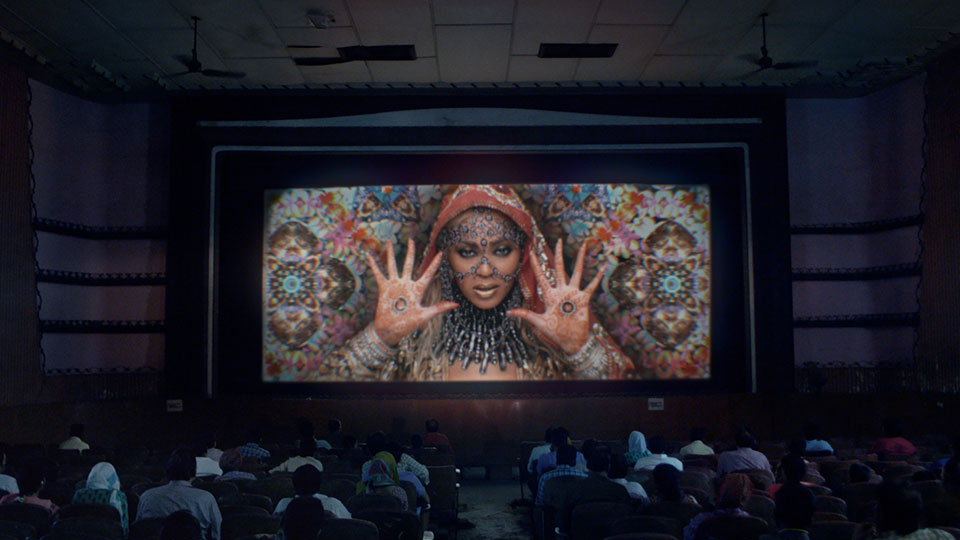 [BlackDogFilms.com] Intervista a Ben Mor, regista del video di Hymn For ...